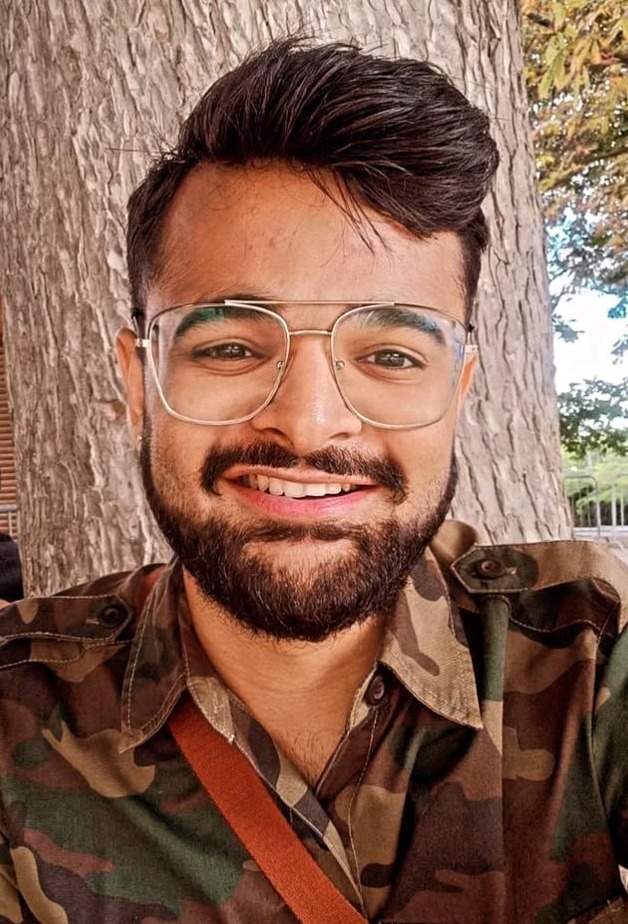 CV - Shaunak Mishra / Academic Webpage